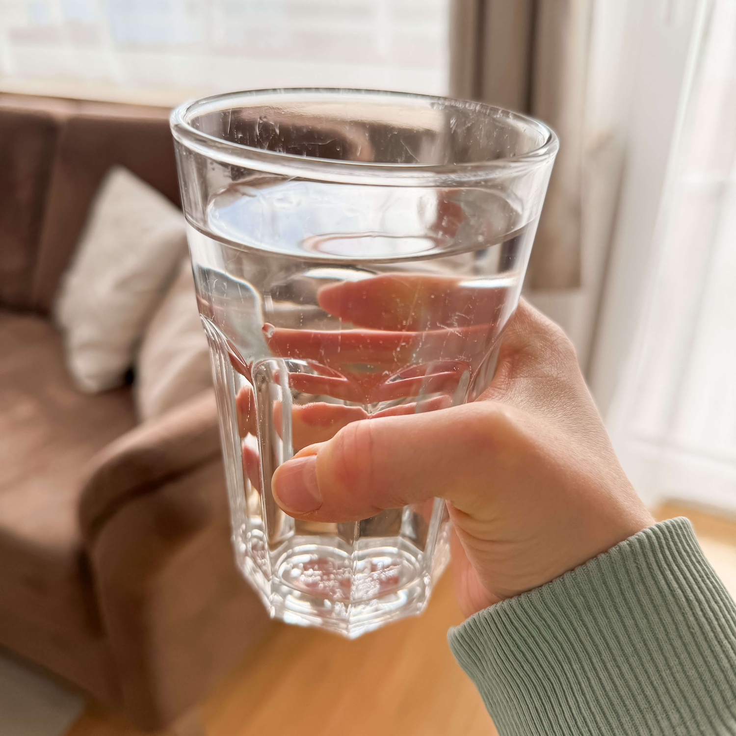 Mehr Wasser trinken - so klappt's garantiert - Gesund leben mit Kristina
