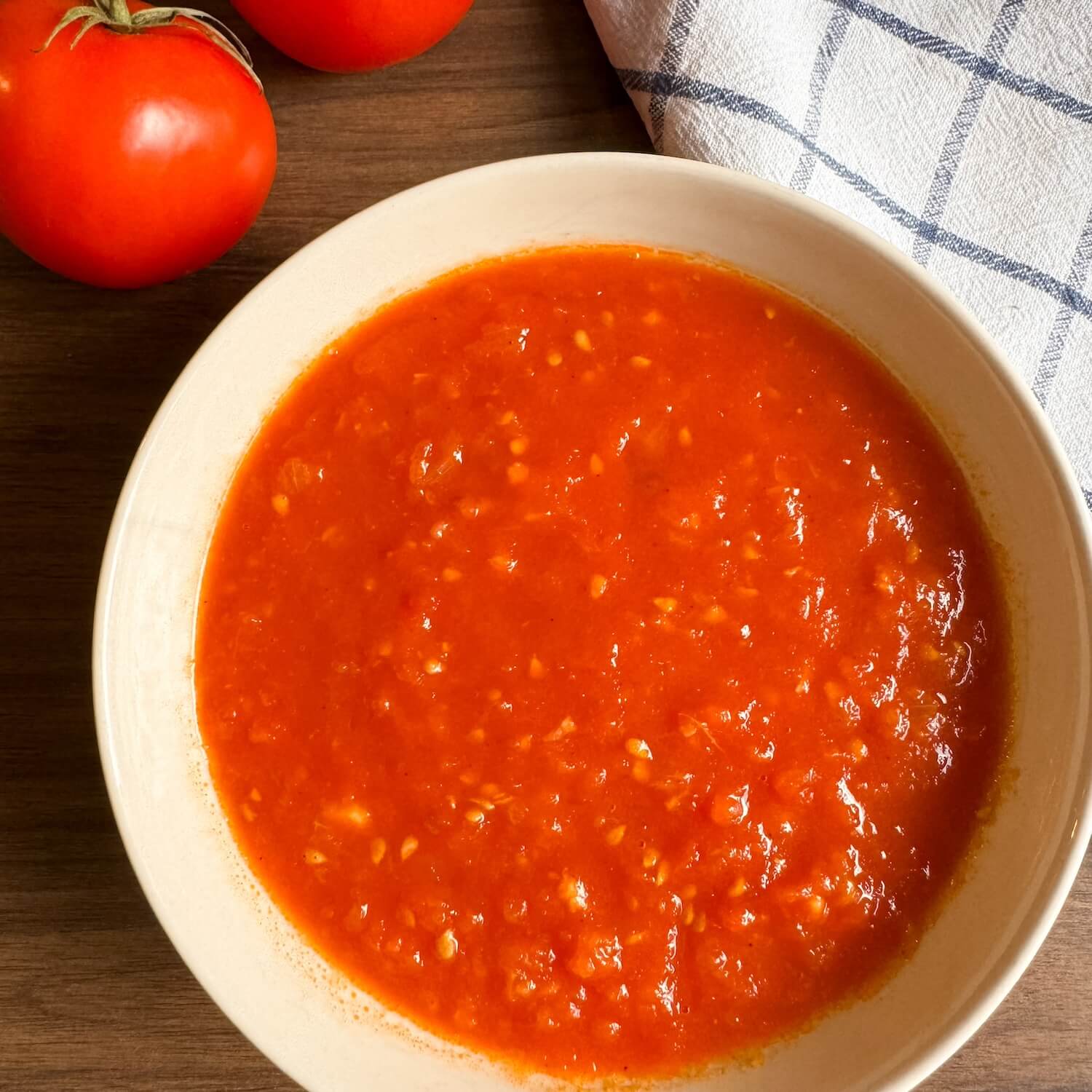 Selbstgemachte Tomatensauce - so geht Tomatensauce einkochen! - Gesund ...